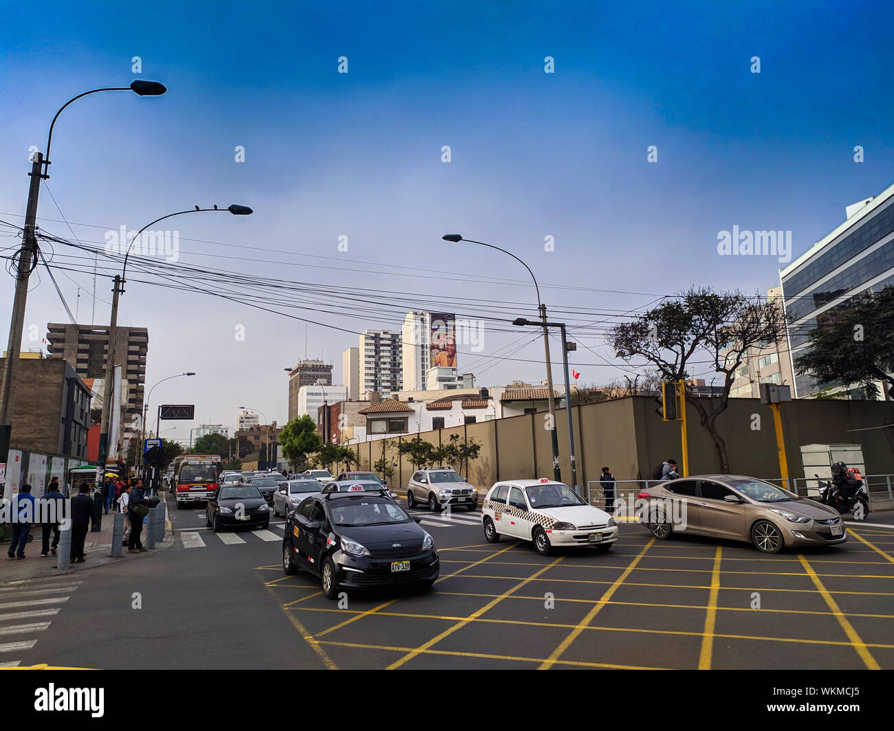 Heavy traffic in lima hi-res stock photography and images - Alamy