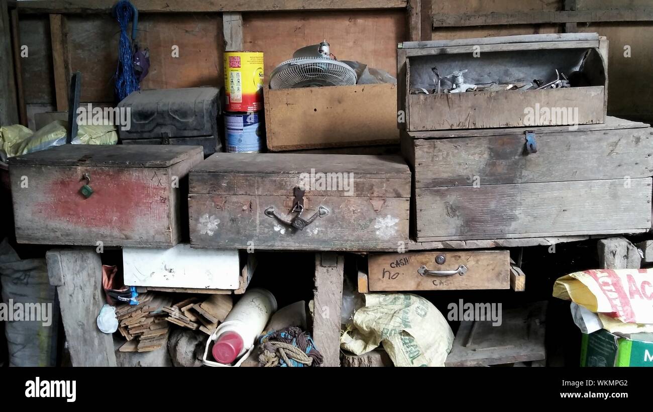 Containers storage hi-res stock photography and images - Alamy