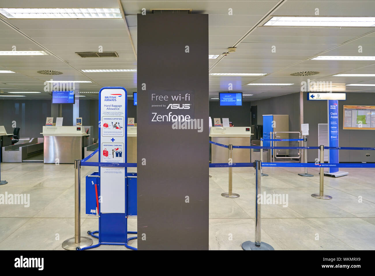 LINATE, ITALY - CIRCA NOVEMBER, 2017: check-in area at Milan Linate ...
