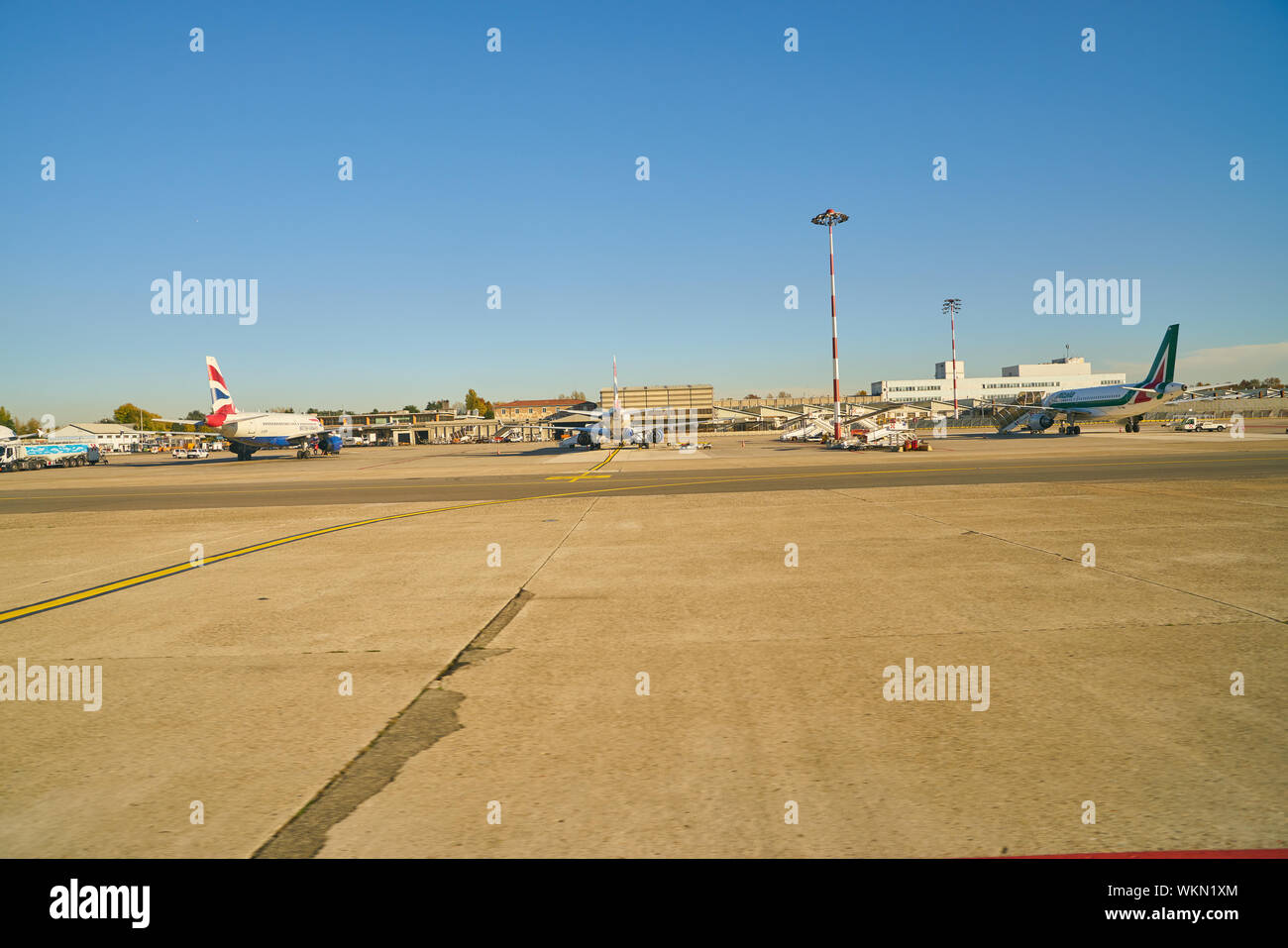 Linate hi-res stock photography and images - Alamy
