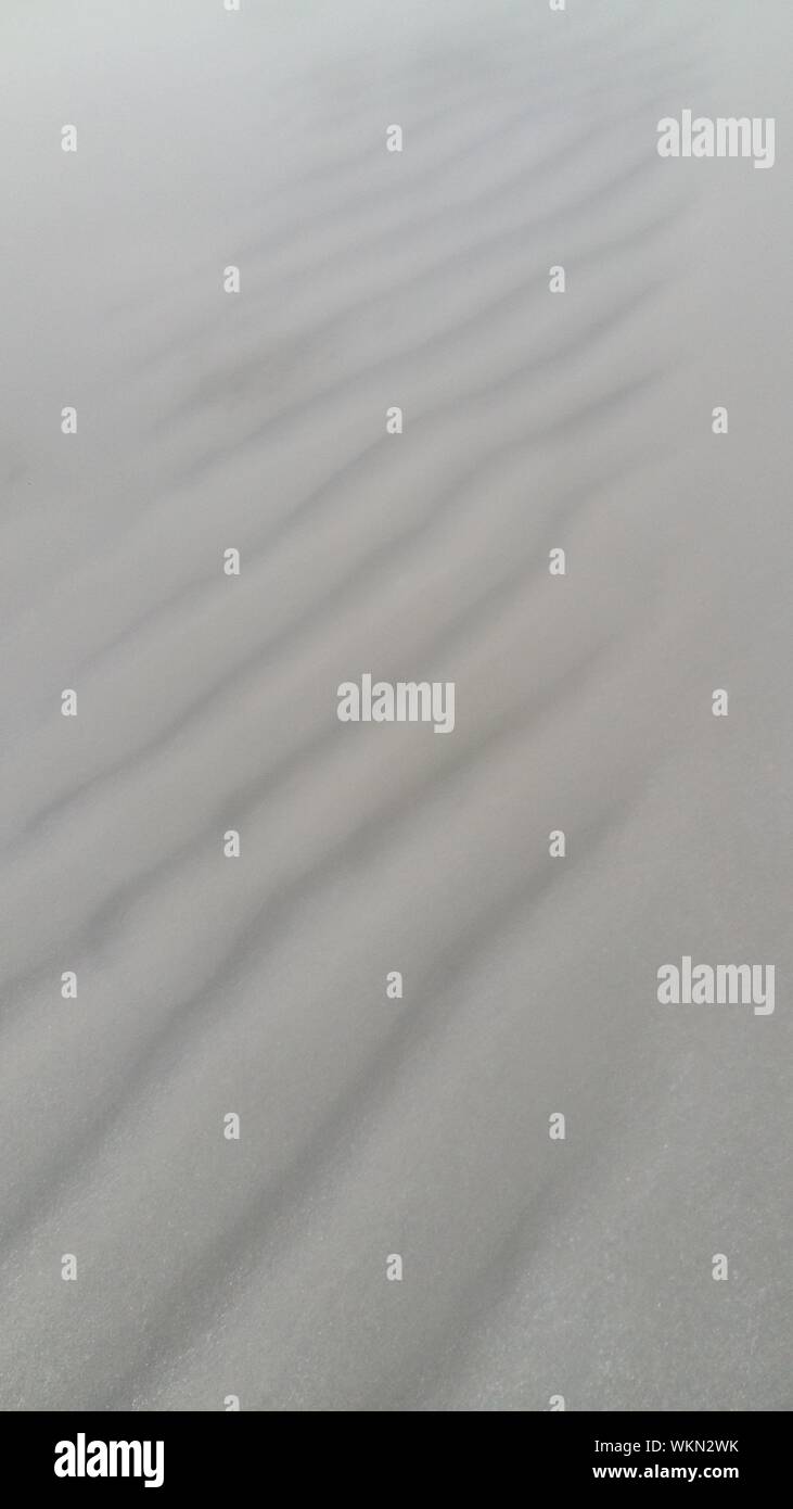 White textured sand hi-res stock photography and images - Alamy