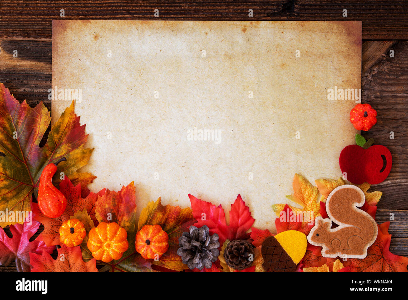 Old paper copy space hi-res stock photography and images - Alamy