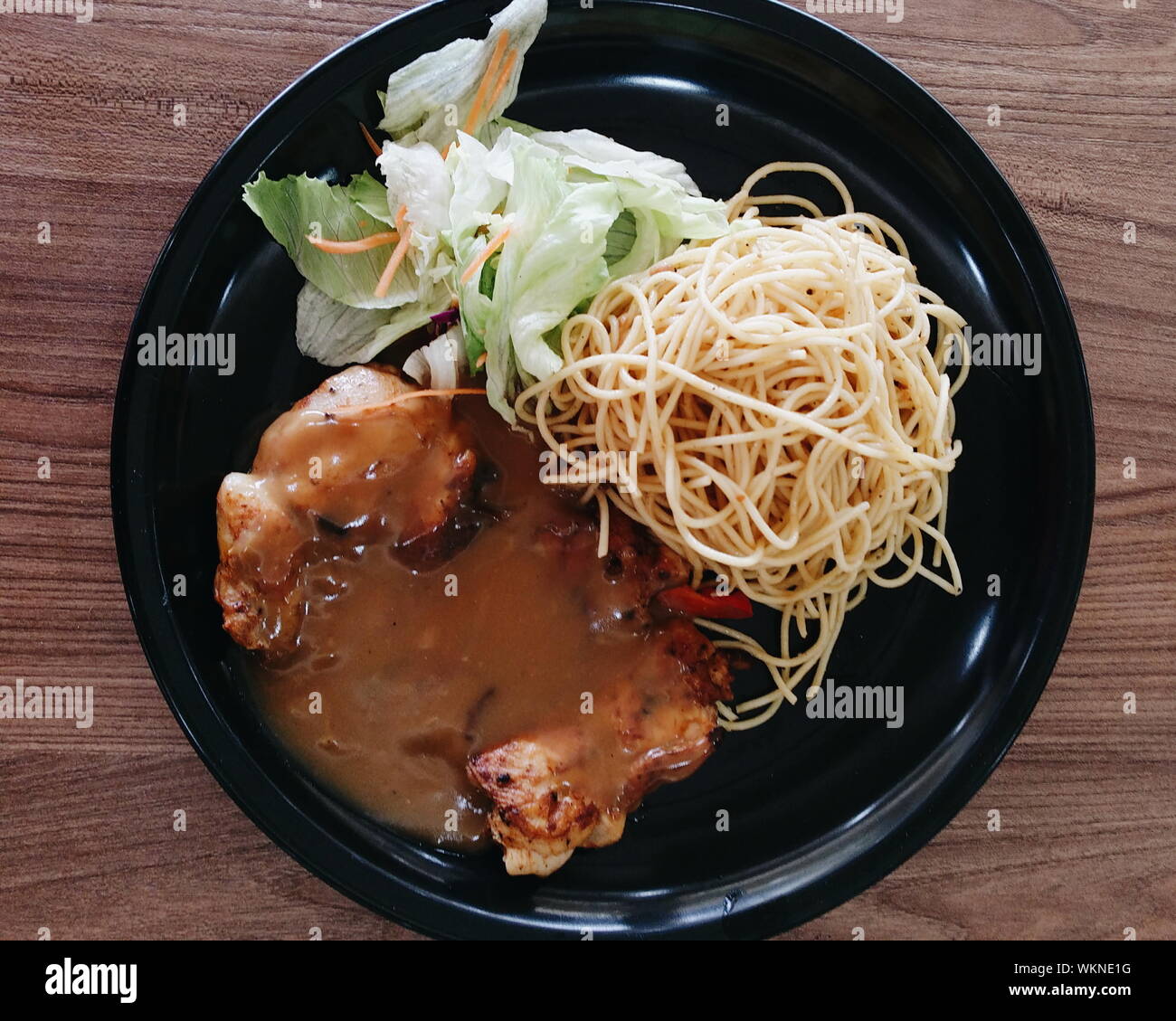 Spaghetti with chicken chop hi-res stock photography and images - Alamy