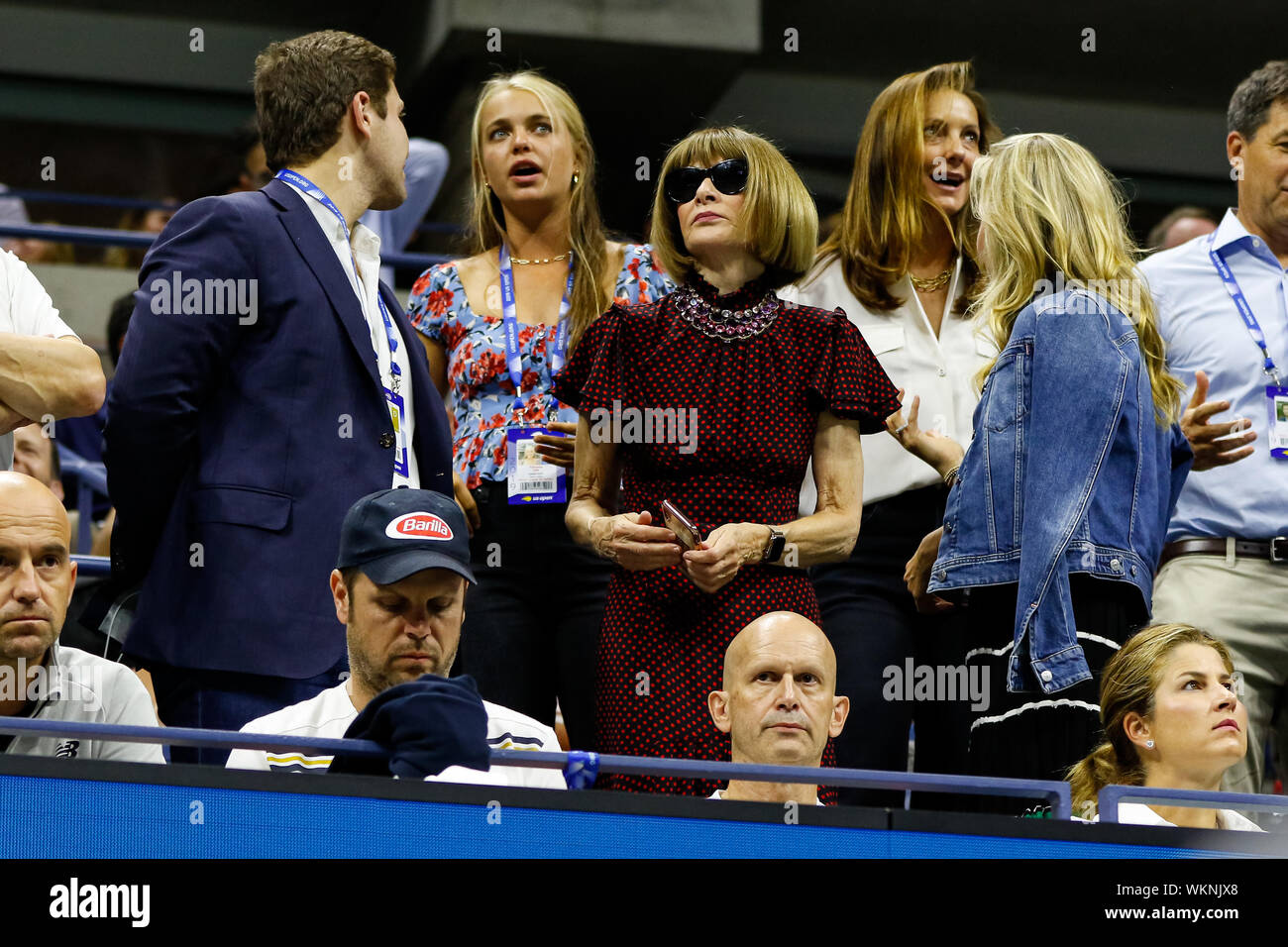Roger federer and anna wintour hi-res stock photography and images - Alamy