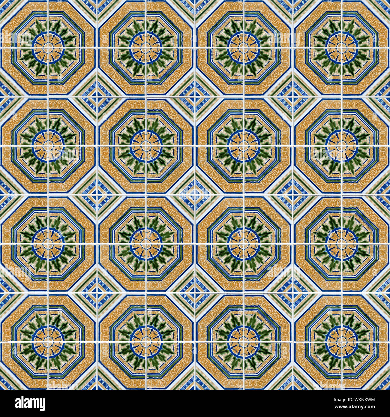Seamless tile pattern of ancient ceramic tiles Stock Photo - Alamy
