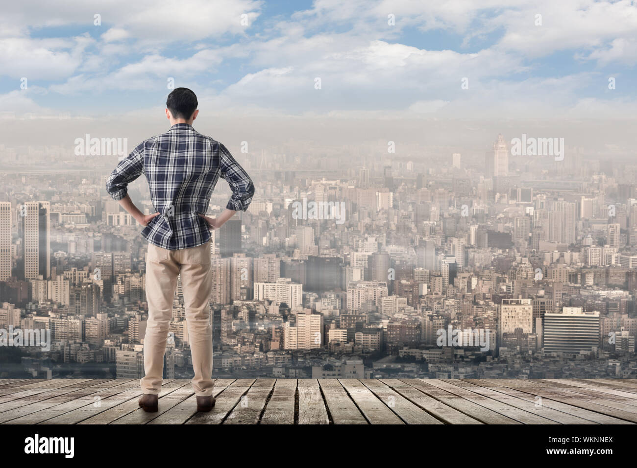 Man standing outside mansion hi-res stock photography and images - Alamy