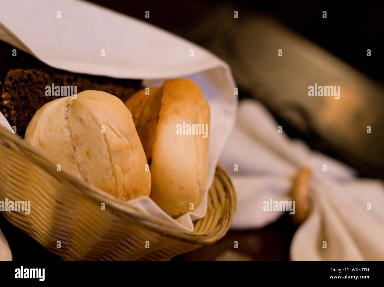 bread in a basket Stock Photo - Alamy