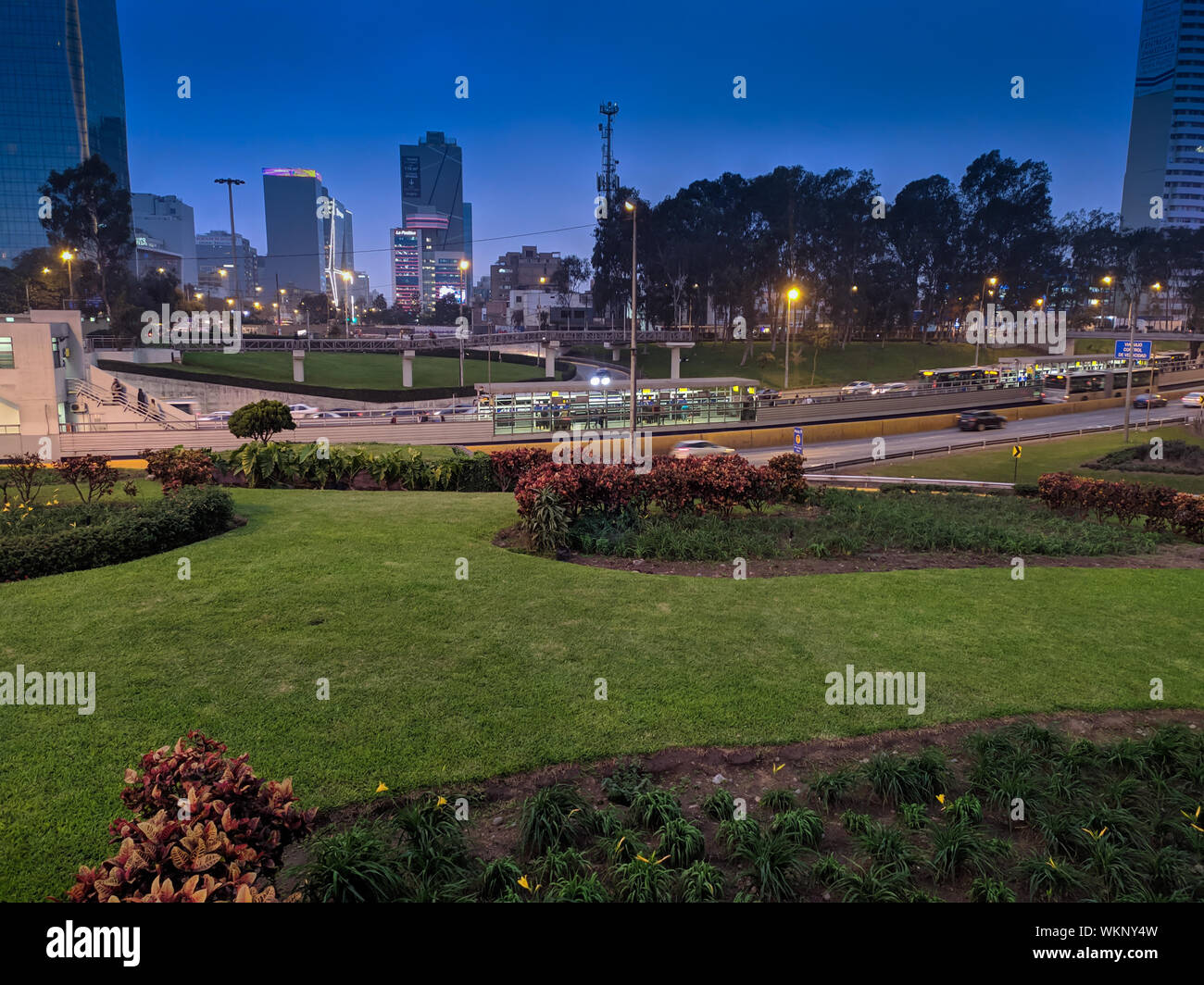 Traffic at the main highways Via expresa and Javier Prado at the ...