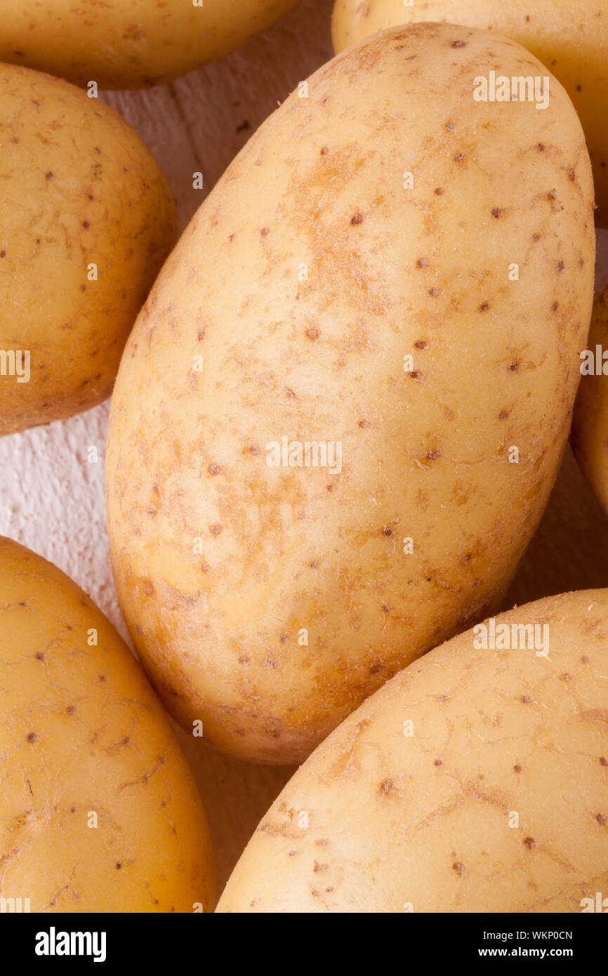 Farm fresh washed whole potatoes Stock Photo - Alamy