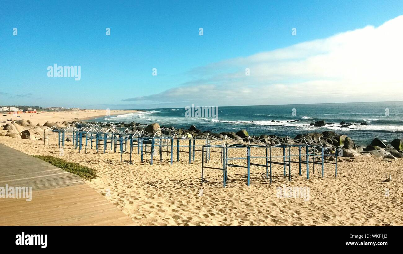Sand beach structures hi-res stock photography and images - Alamy