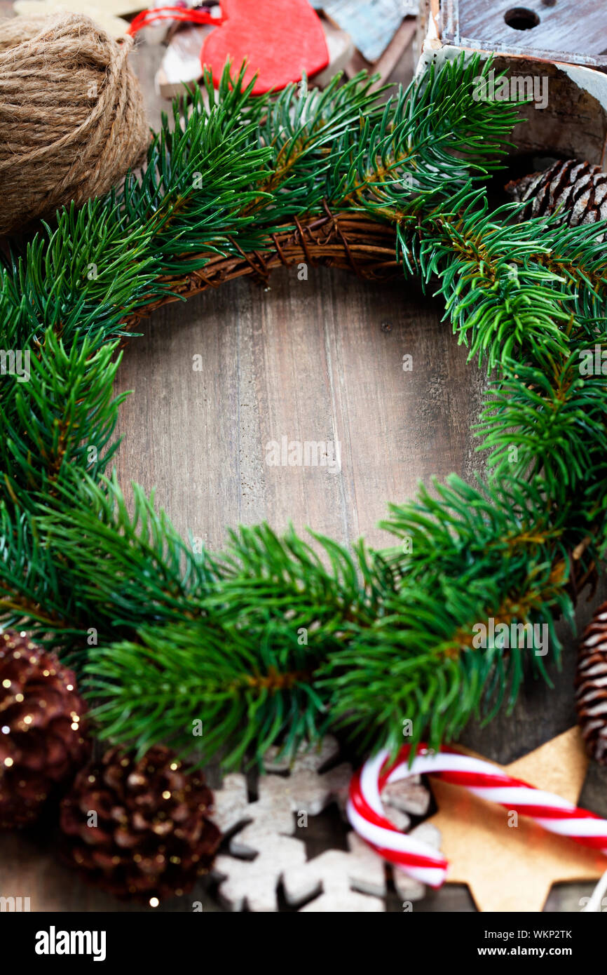 Wreathe hi-res stock photography and images - Alamy