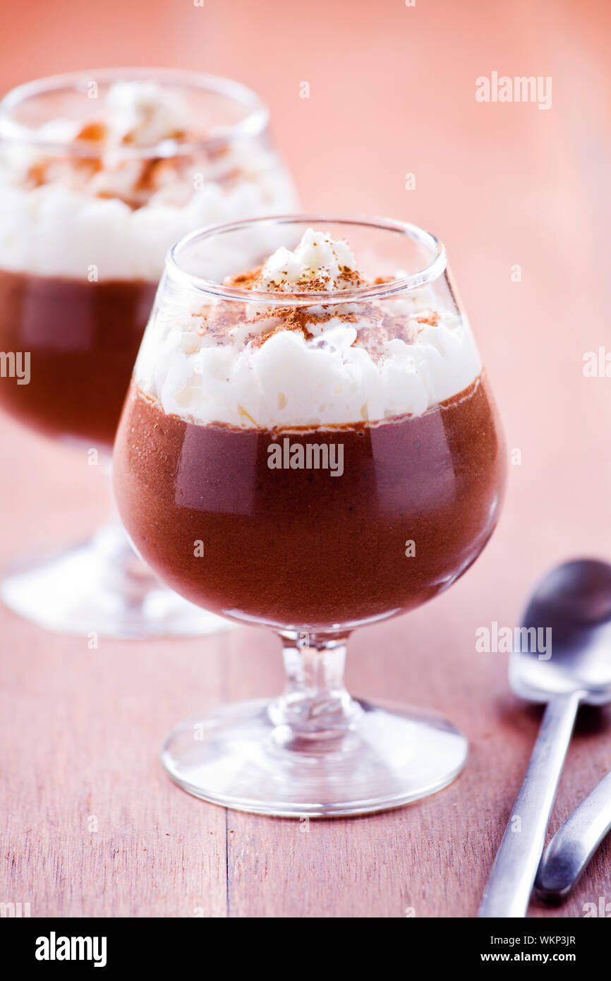 Close up photograph of a cup of chocolate mousse Stock Photo - Alamy
