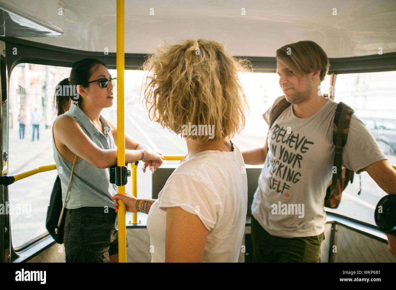 34 bus hi-res stock photography and images - Alamy