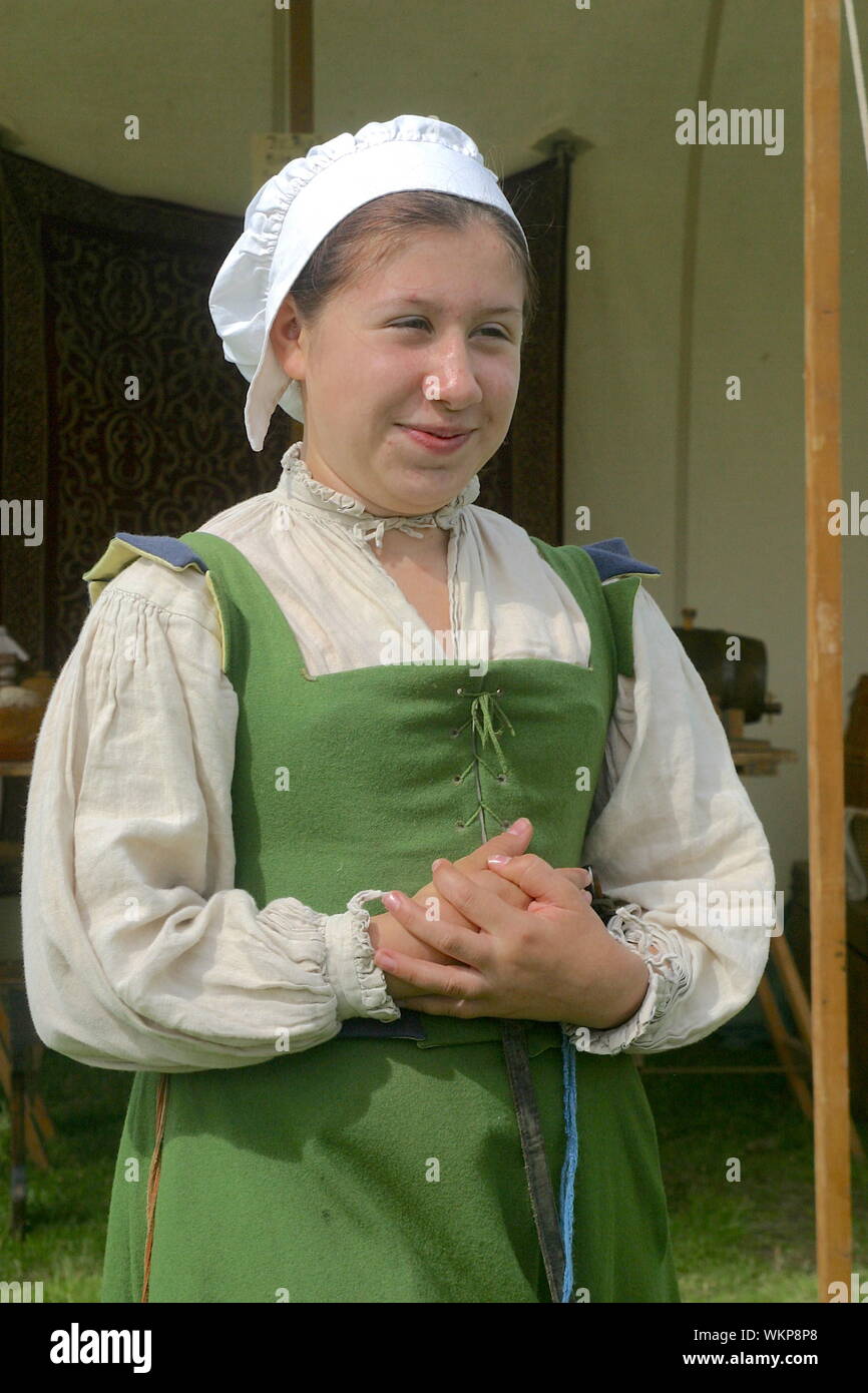 A re-enactment at Tilbury Fort of Queen Elizabeth I's speech to the ...
