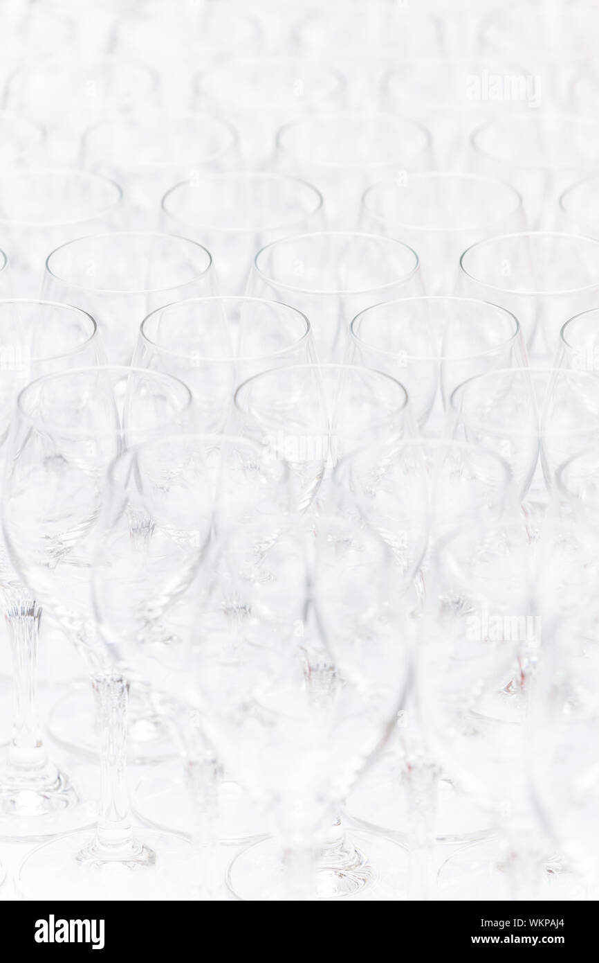 Background pattern of empty christal glasses. Banquet event Stock Photo ...