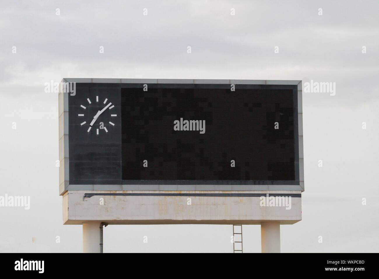 Football clock scoreboard hi-res stock photography and images - Alamy