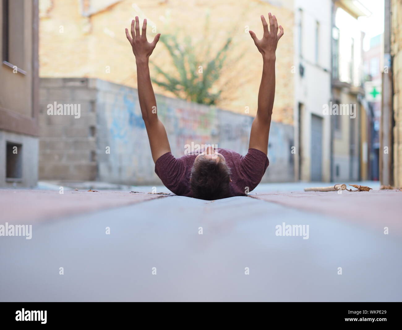 Lying on her arms hi-res stock photography and images - Alamy