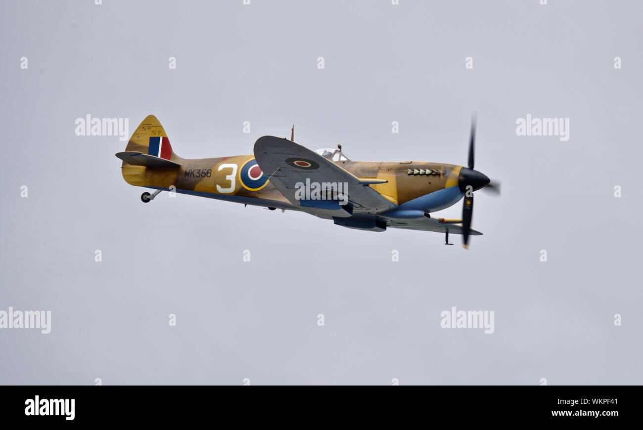 Spitfire scheme livery hi-res stock photography and images - Alamy
