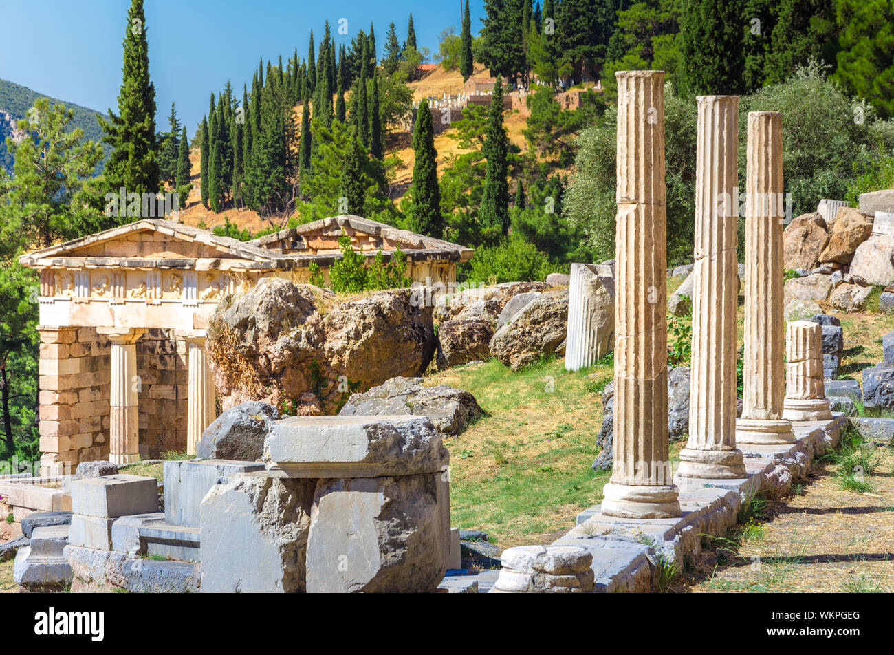 Doric temple of pythian apollo hi-res stock photography and images - Alamy