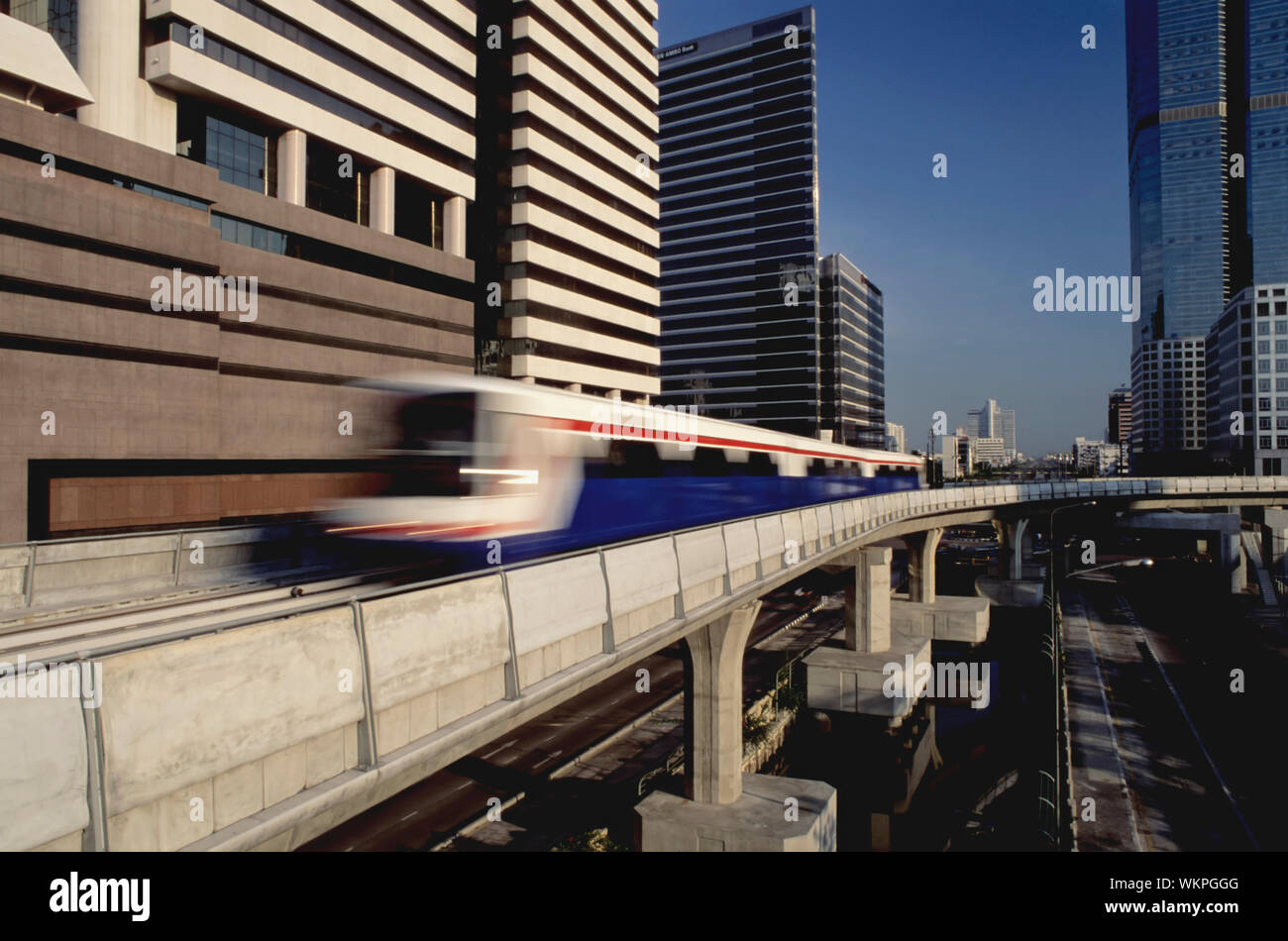 Metro track hi-res stock photography and images - Alamy