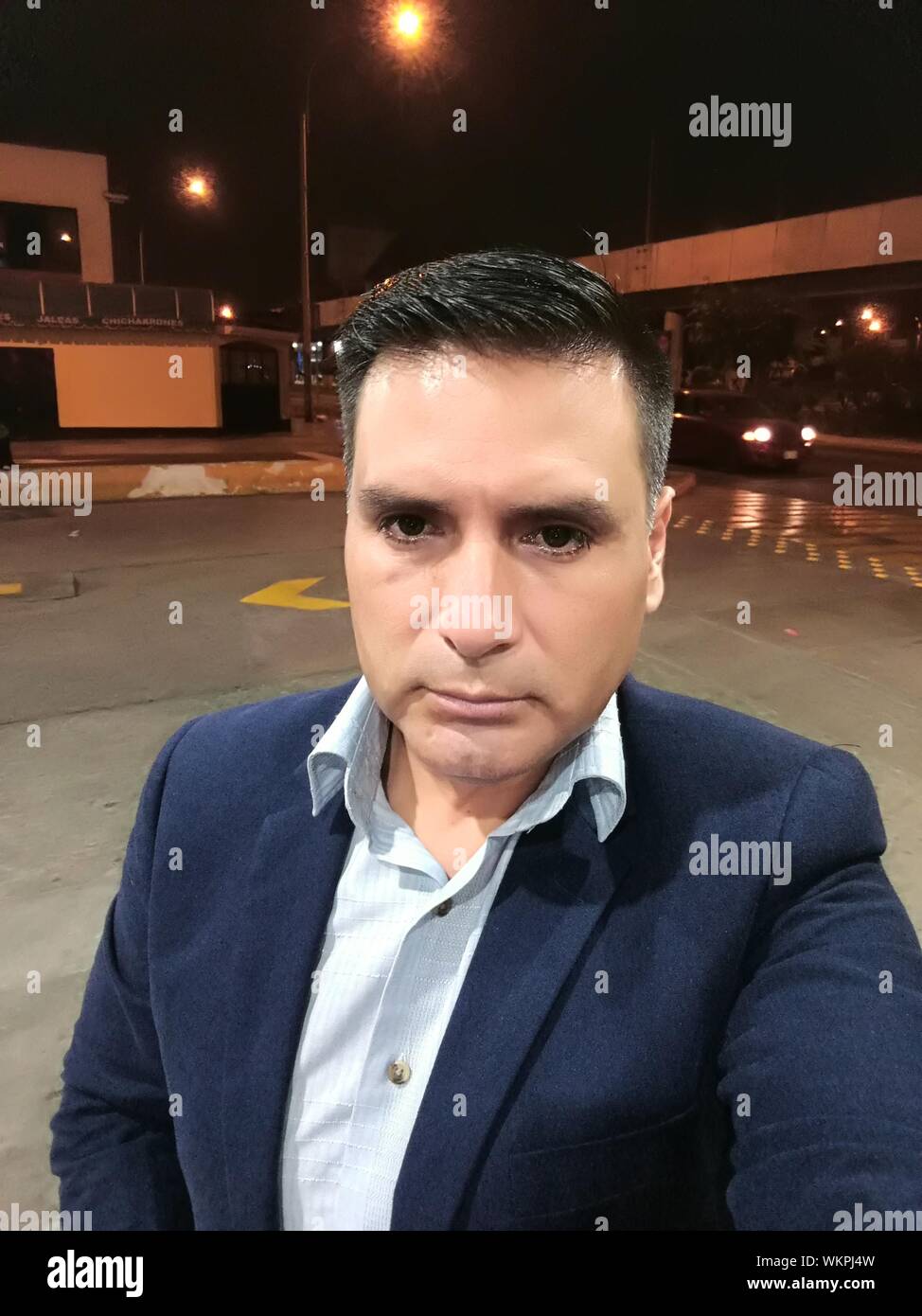 Close up man wearing suit hi-res stock photography and images - Alamy