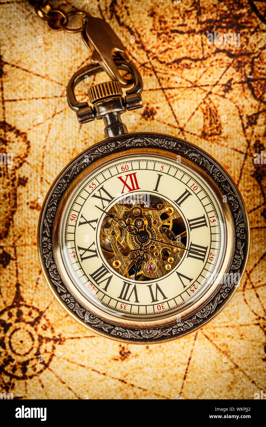 Vintage Antique pocket watch. Vintage grunge still life Stock Photo - Alamy