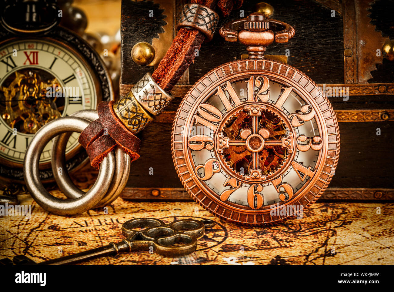 Vintage Antique pocket watch. Vintage grunge still life Stock Photo - Alamy