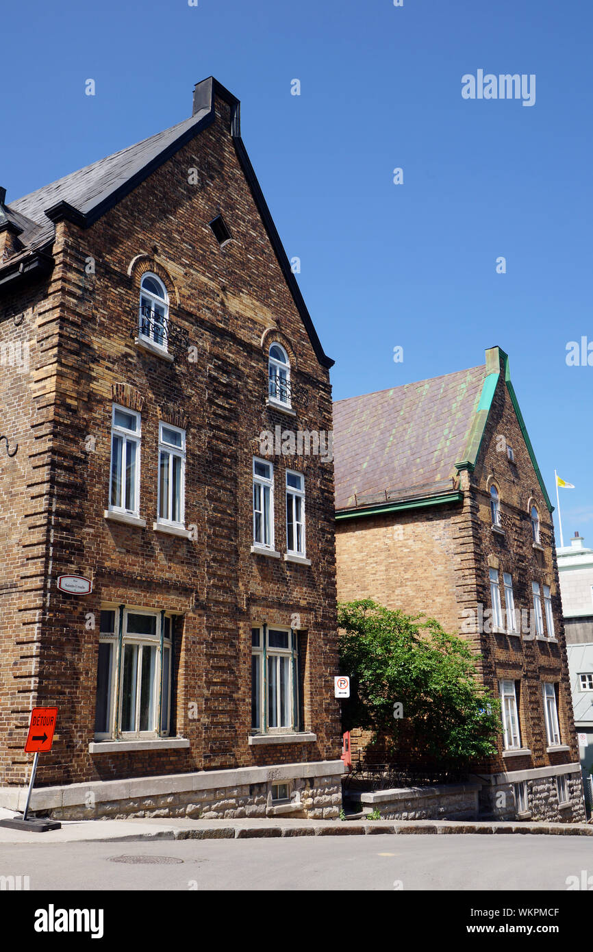 Very old stone houses of the French settlement in Old Quebec city ...
