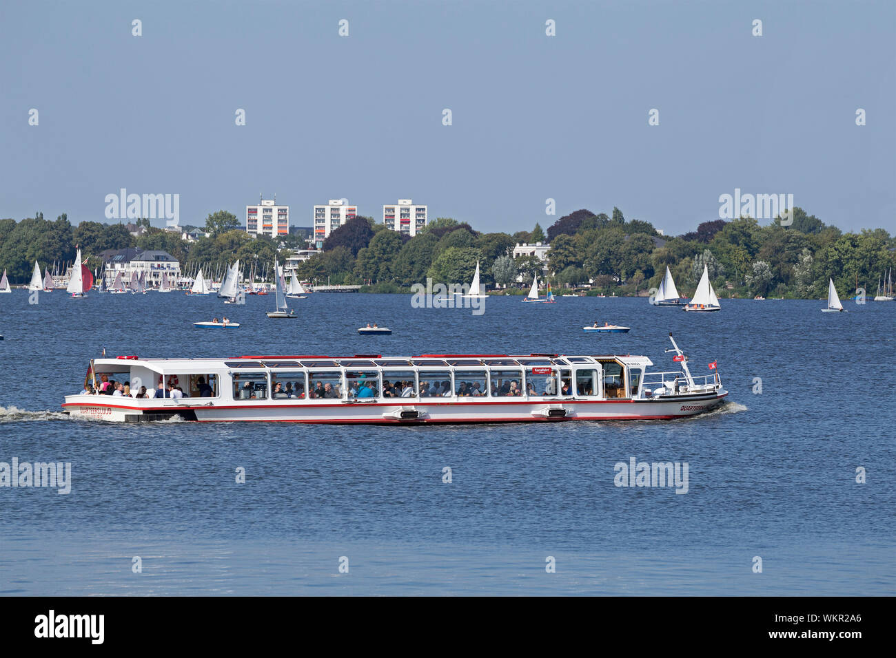 excursion boat on Lake Outer Alster, Hamburg, Germany Stock Photo - Alamy