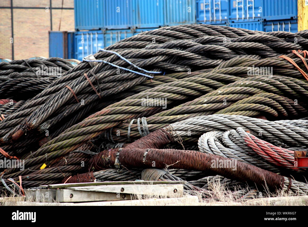 Harbor rope hi-res stock photography and images - Alamy