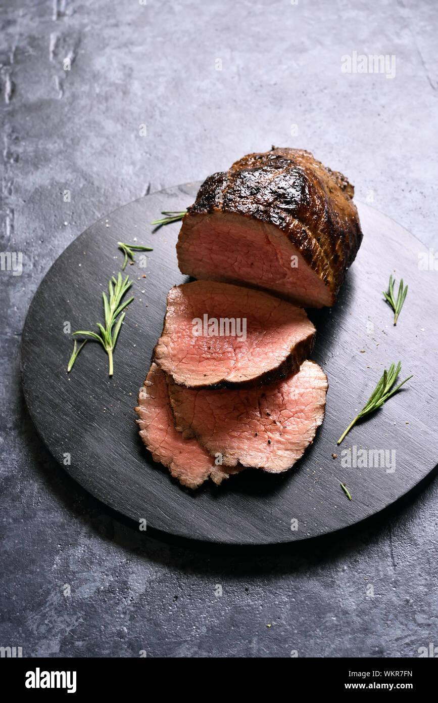 Medium rare steak hi-res stock photography and images - Alamy