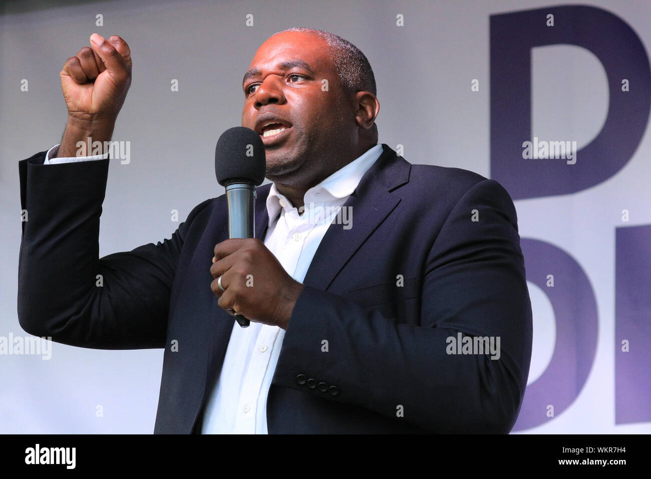 Black labour mp hi-res stock photography and images - Alamy