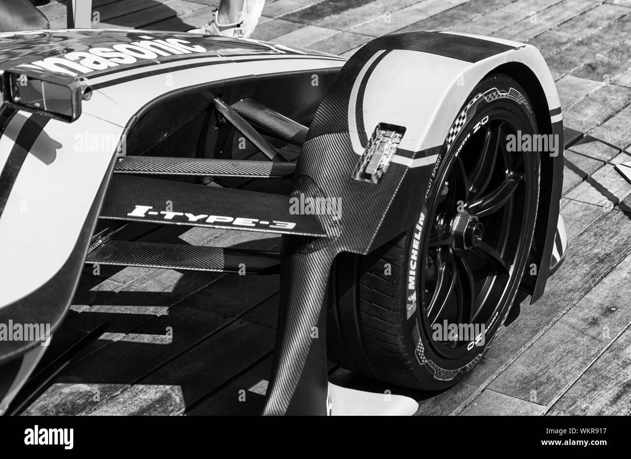 Sports car Jaguar all-electric FIA Formula E Stock Photo - Alamy