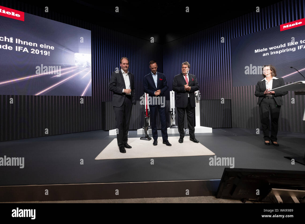 Miele washing machine hi-res stock photography and images - Alamy