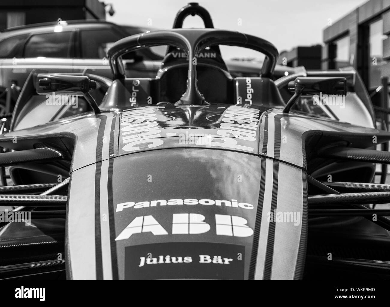 Sports car Jaguar all-electric FIA Formula E Stock Photo - Alamy