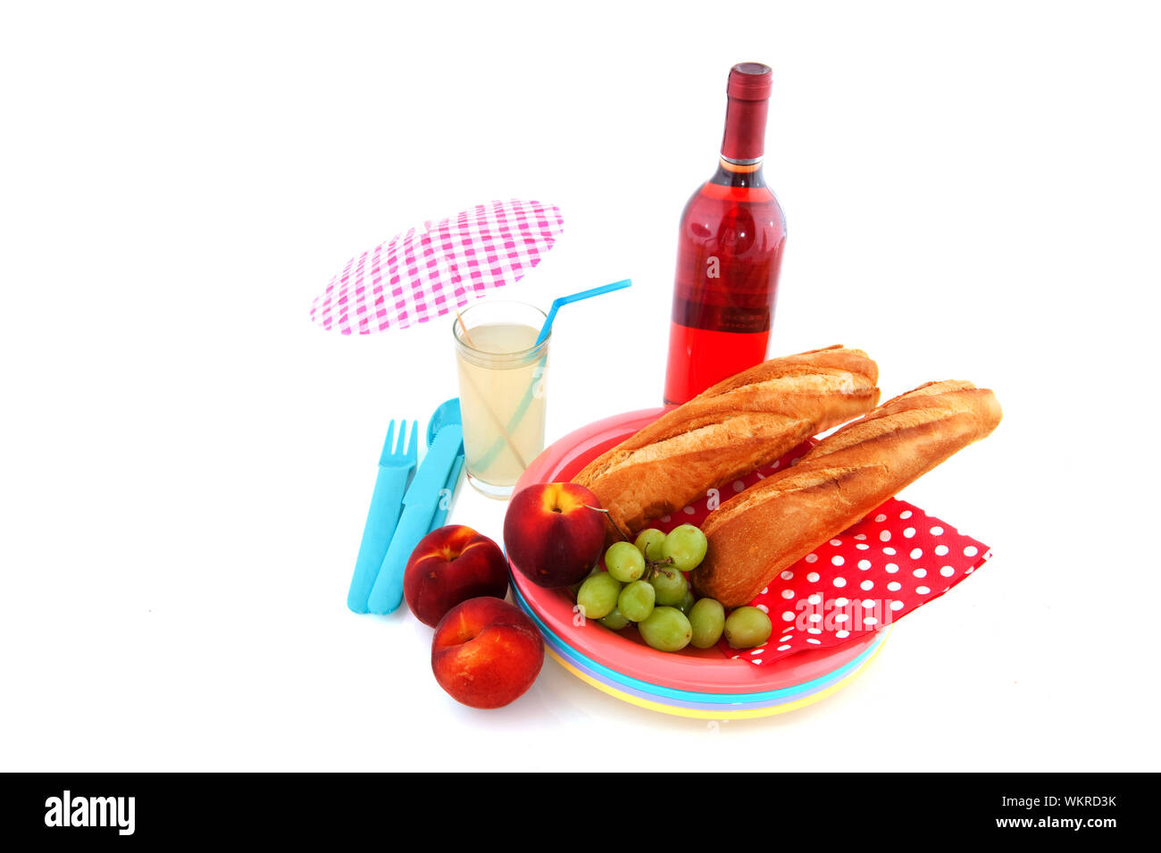 eating outdoor in the summer with picnic food Stock Photo - Alamy