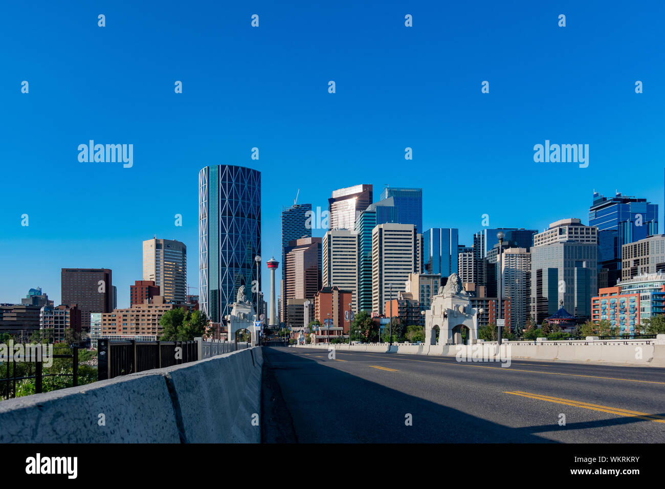 The beautiful skyline from Centre Street Bridge at Calgary, Canada ...