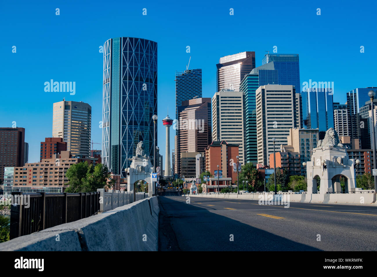 The beautiful skyline from Centre Street Bridge at Calgary, Canada ...