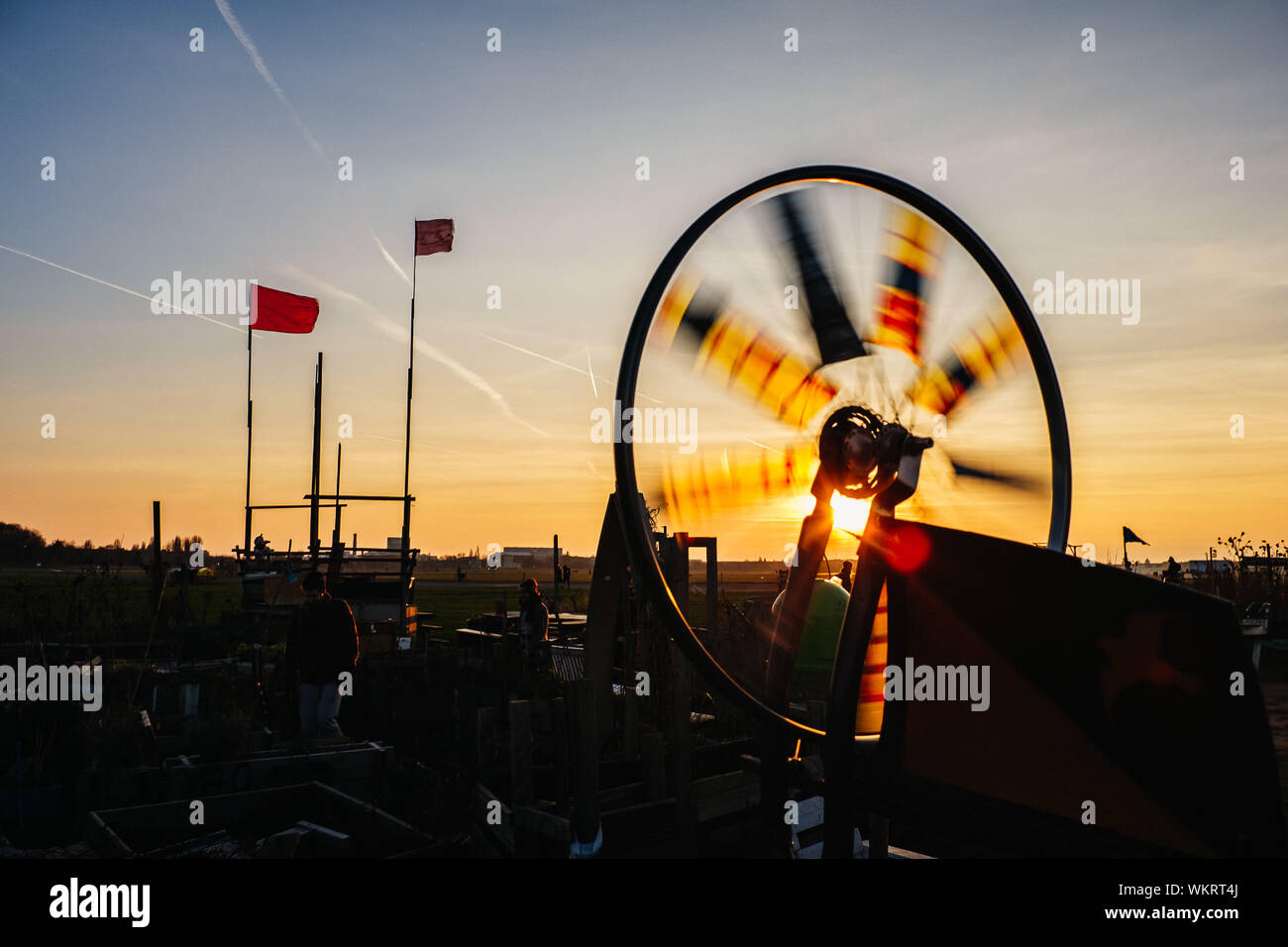 Flag spinning hi-res stock photography and images - Alamy