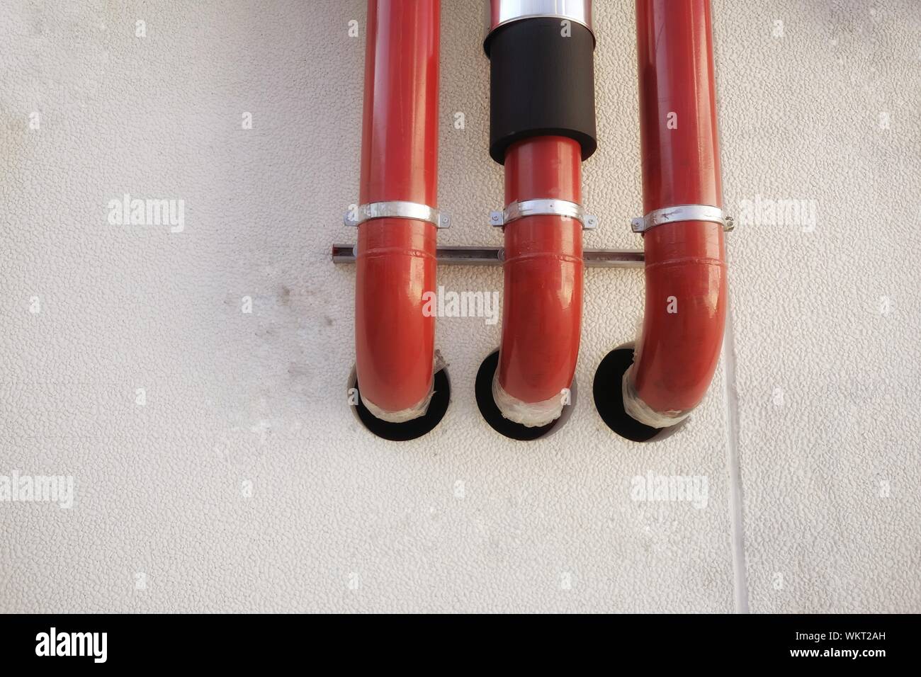 Red steel pipes hi-res stock photography and images - Alamy