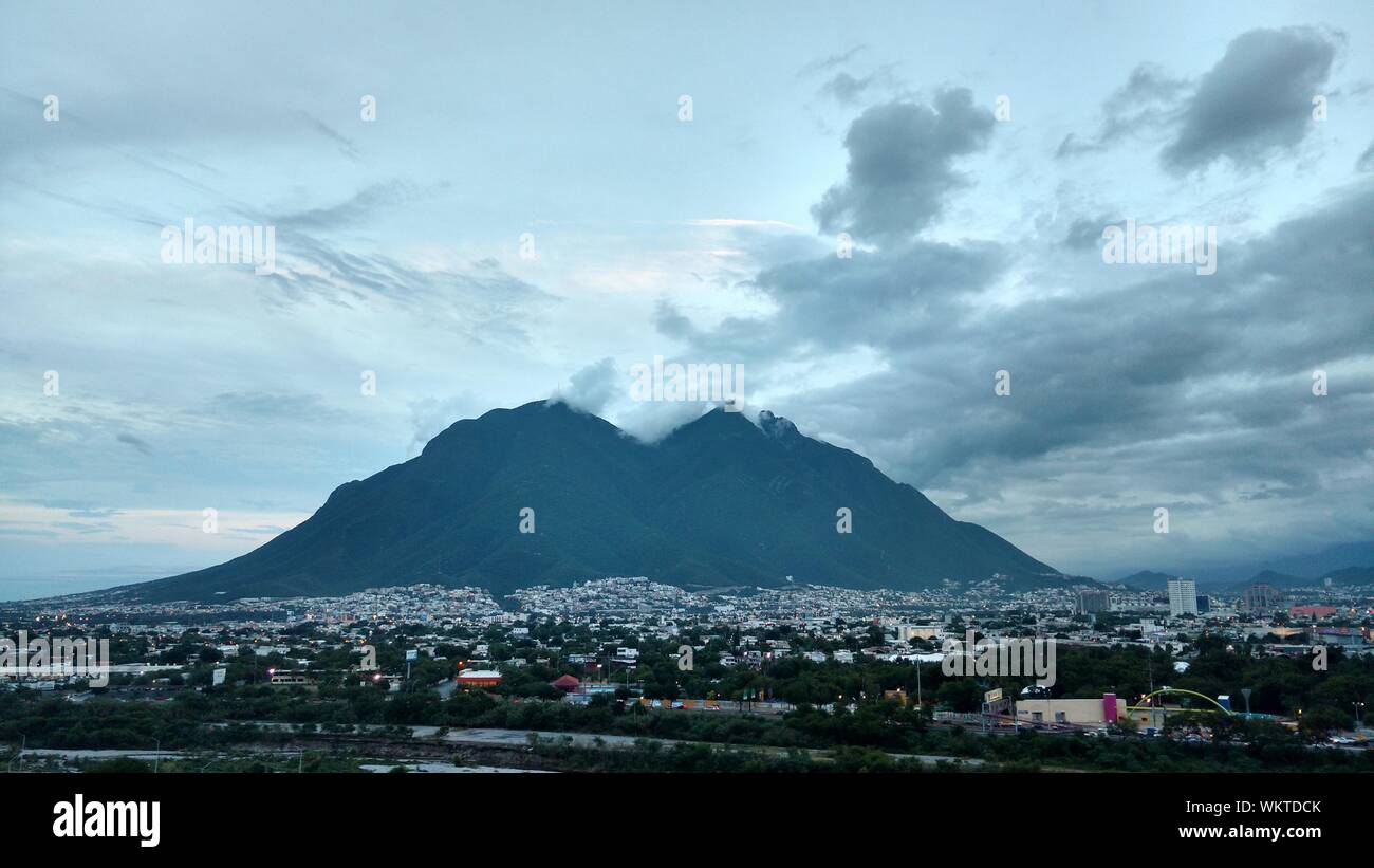 Mexico monterrey aerial hi-res stock photography and images - Alamy