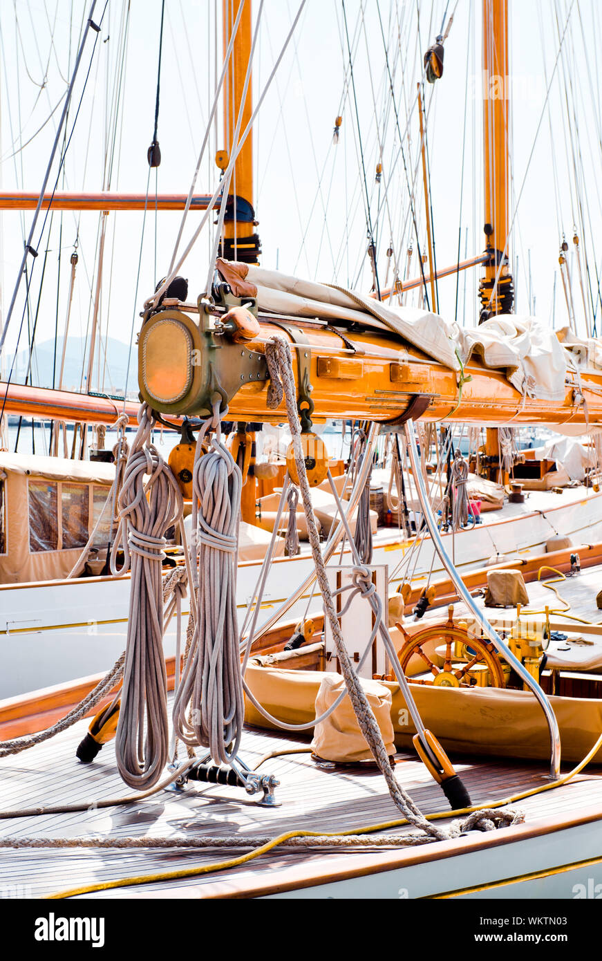 Rigging on sailboat mast hi-res stock photography and images - Alamy