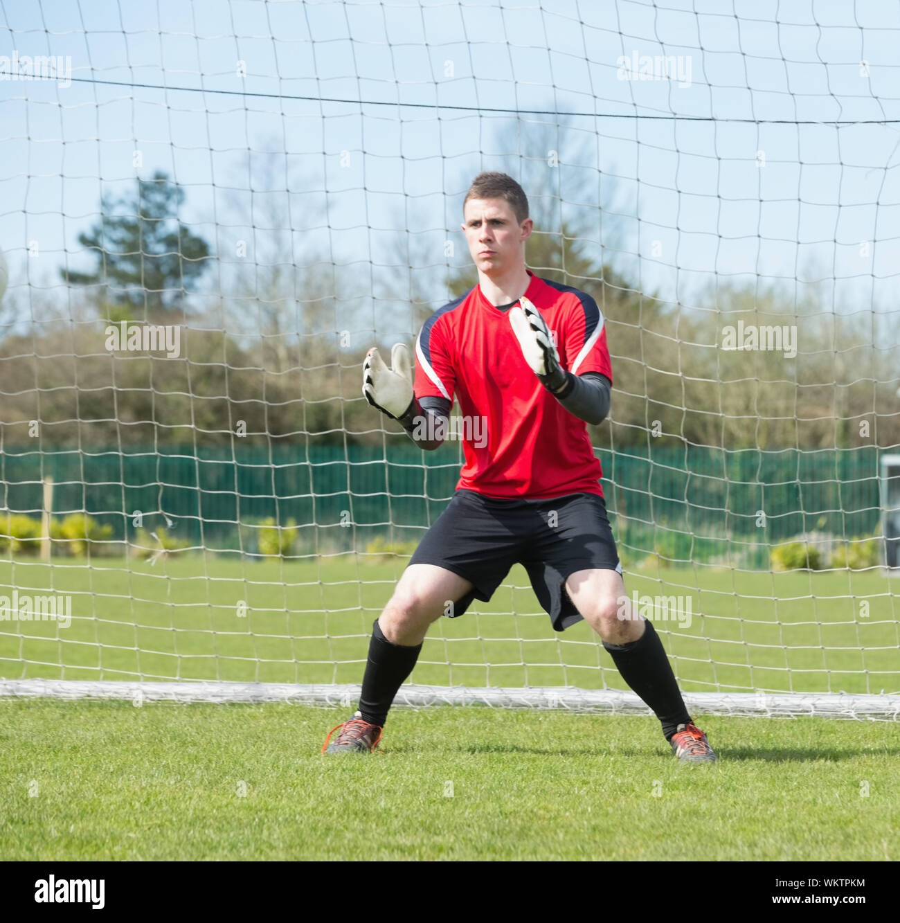 Soccer goalkeeper stance hi-res stock photography and images - Alamy