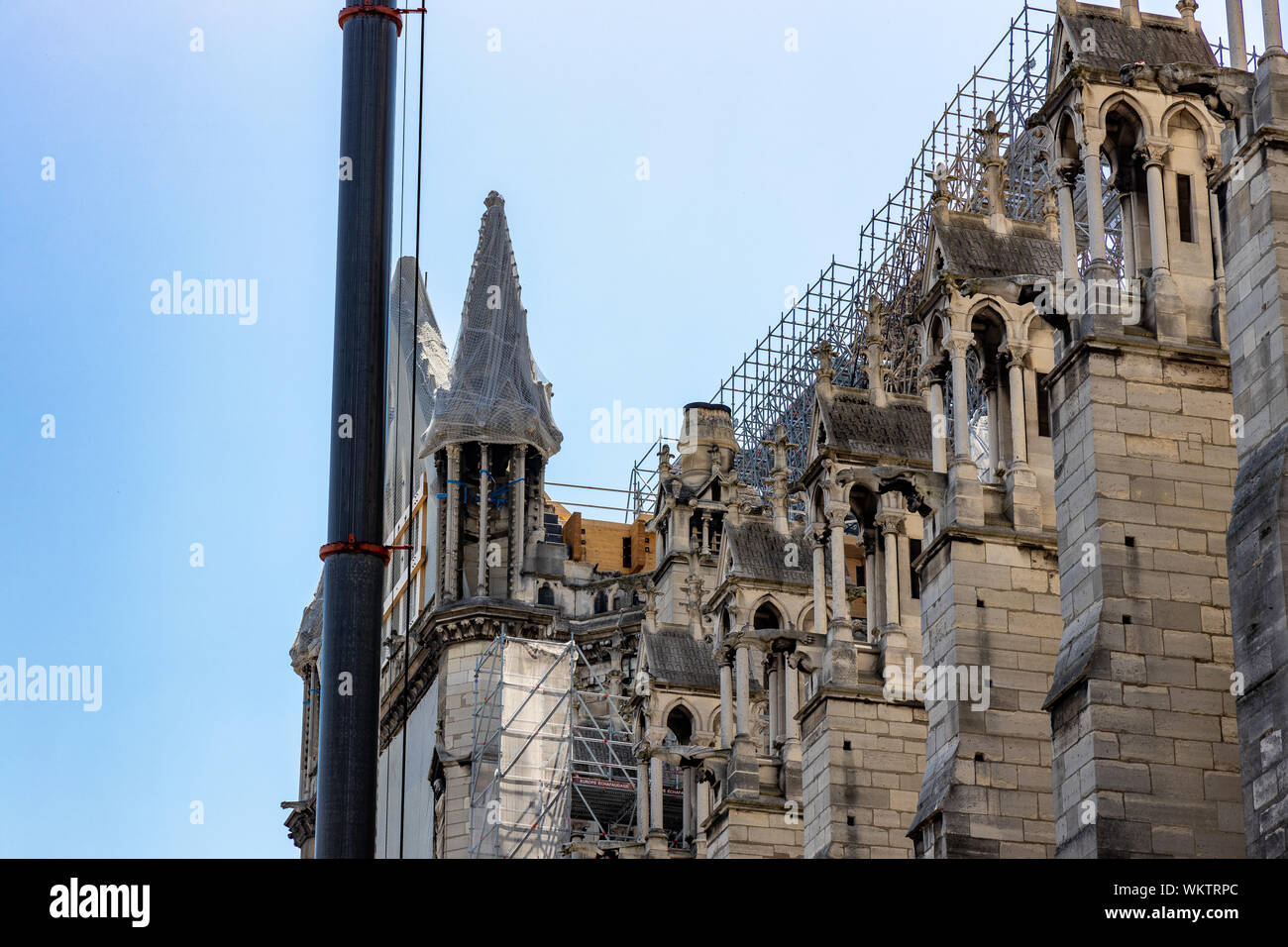 Paris, FRANCE - June 27, 2019: Cath drale Notre-Dame de Paris construction and refurbishment ...