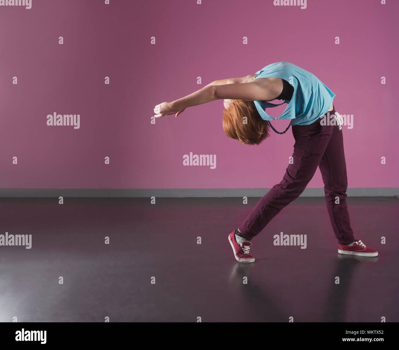 Pretty young female break dancer hi-res stock photography and images ...