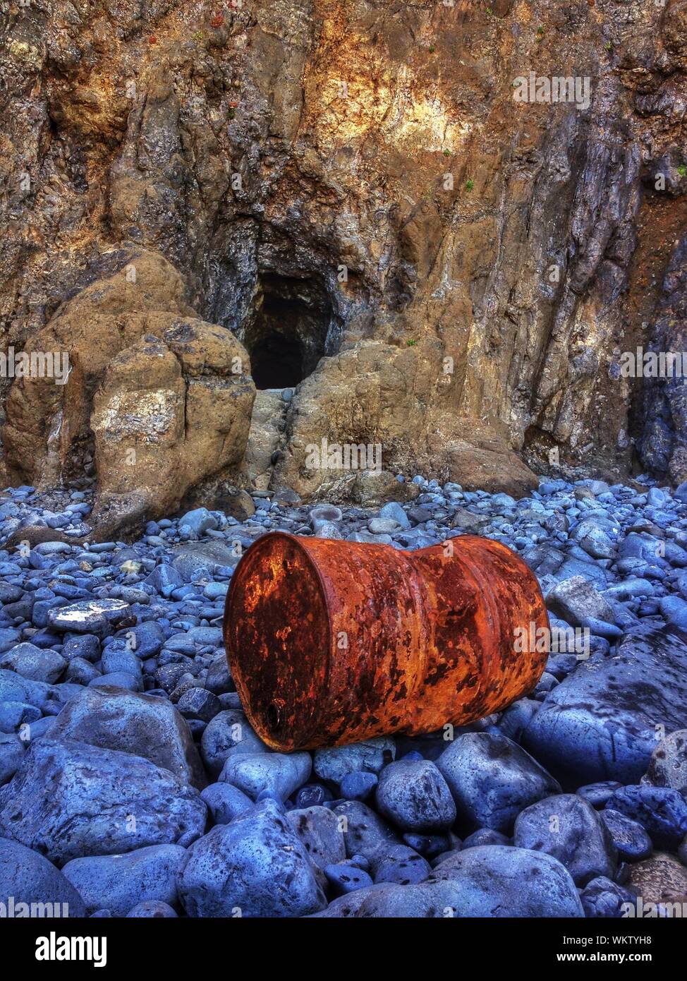 Three arch rocks wildlife refuge hi-res stock photography and images ...