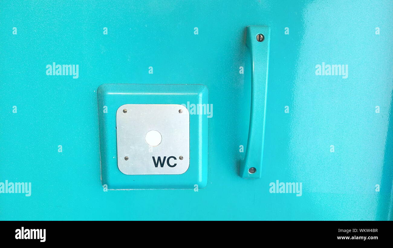 Train people push hi-res stock photography and images - Alamy