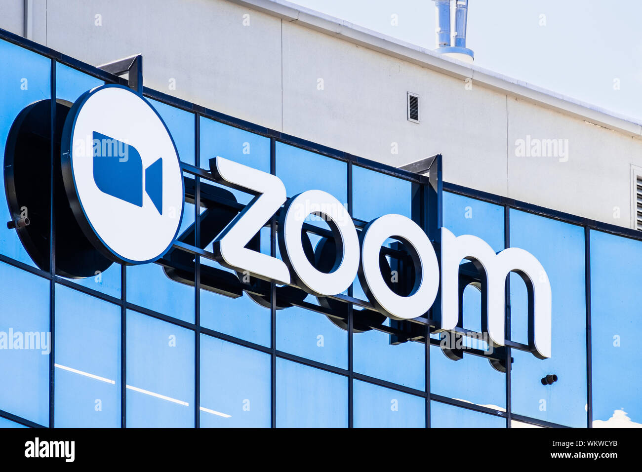 Zoom Hq High Resolution Stock Photography and Images - Alamy