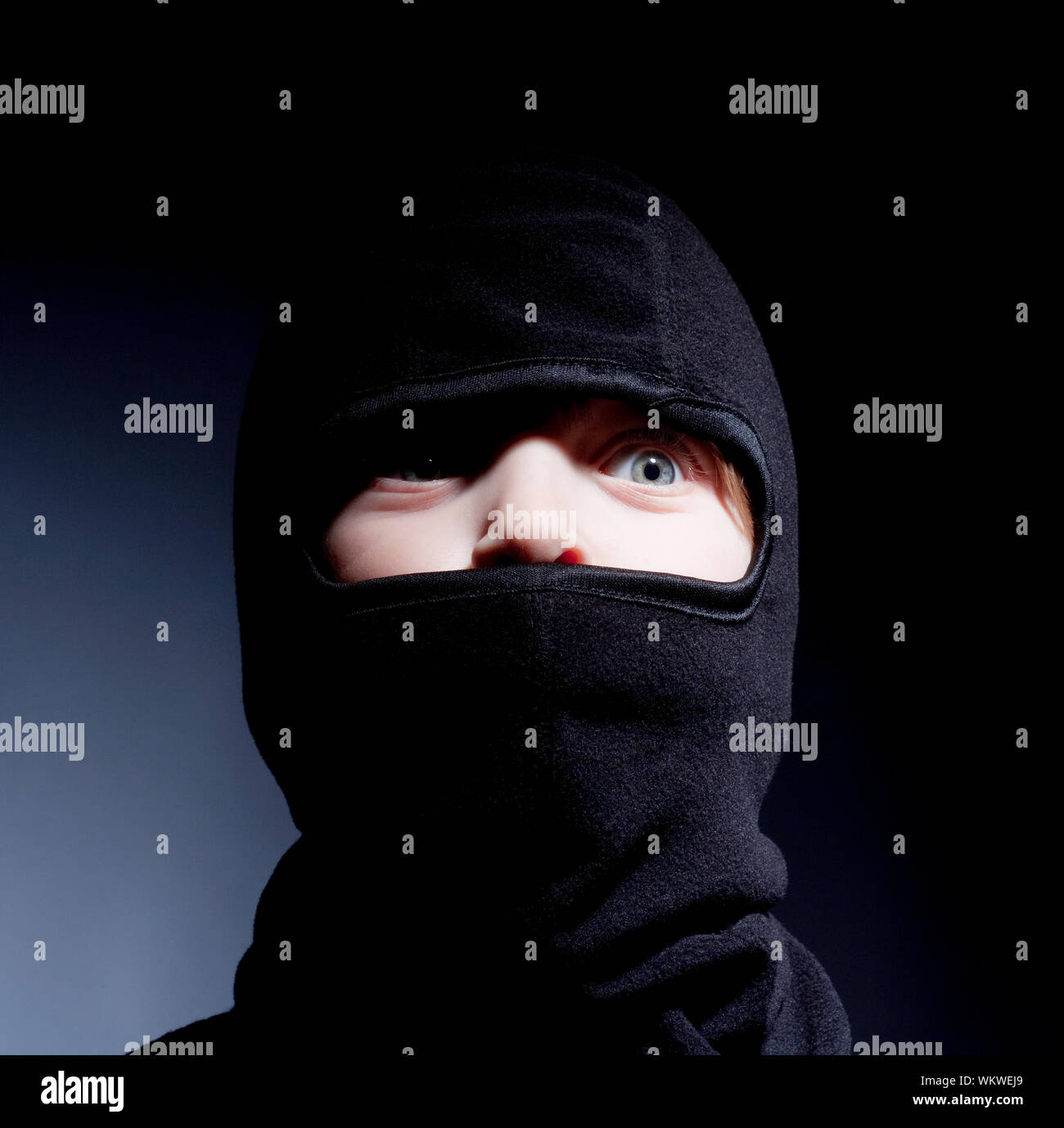 Child with ninja mask hi-res stock photography and images - Alamy