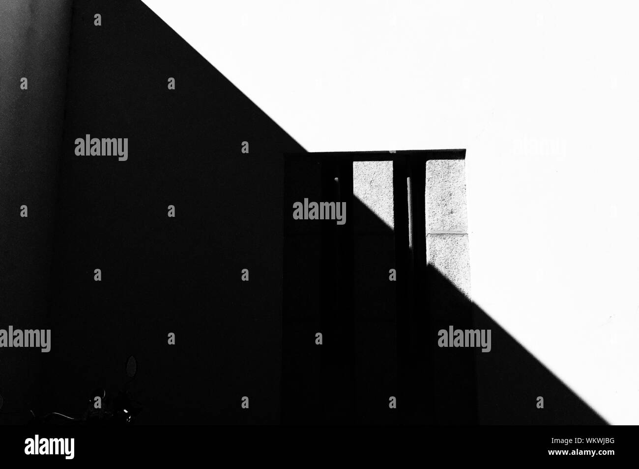 Falling structure Black and White Stock Photos & Images - Alamy